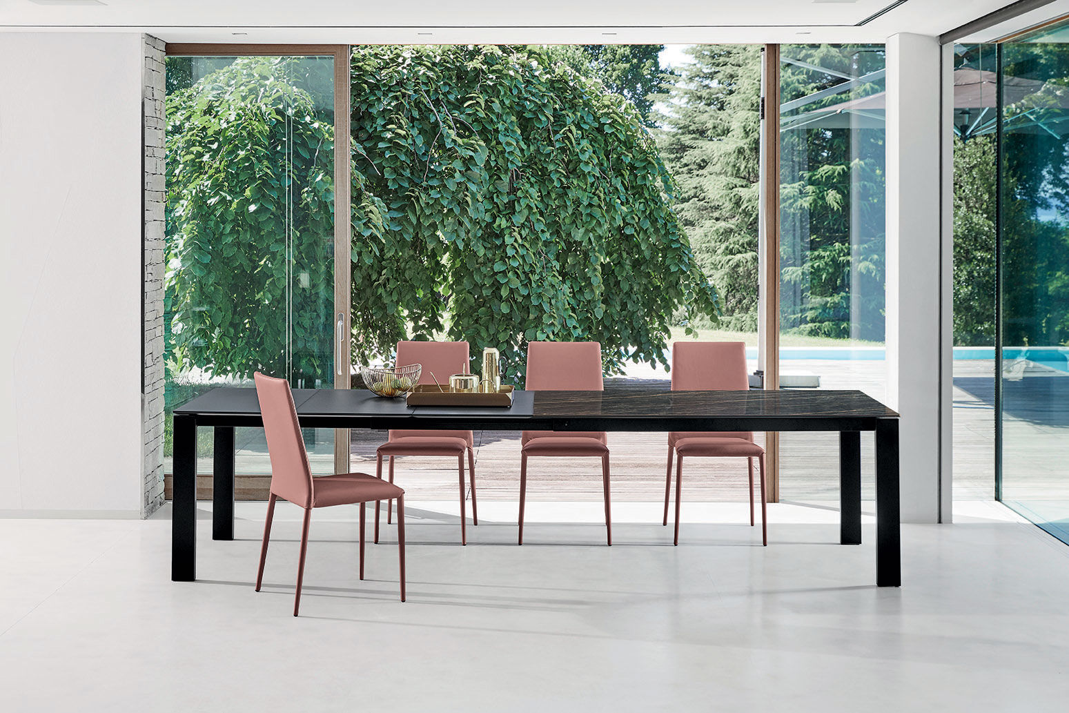 Dining table chairs between practicality and aesthetics – Bontempi